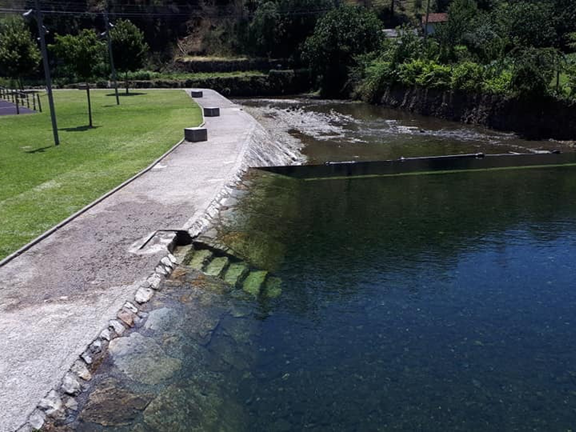 Alvares Bathing Area | Xistopedia | Aldeias do Xisto