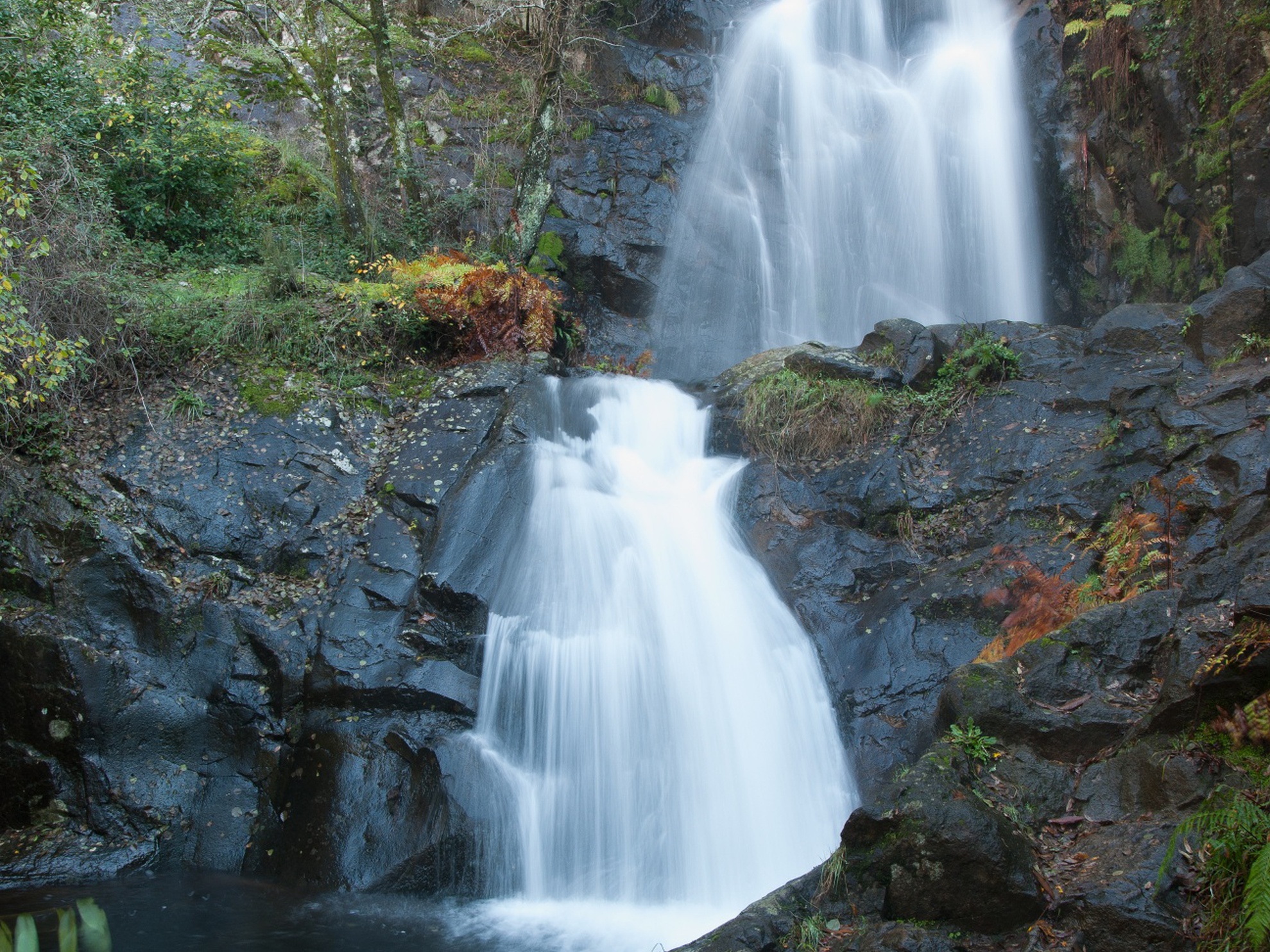Pedra Ferida waterfall | Xistopedia | Aldeias do Xisto